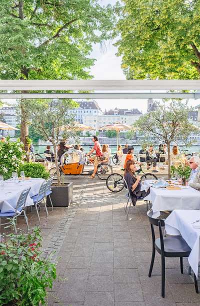 Restaurant und Terrasse | Krafft Basel